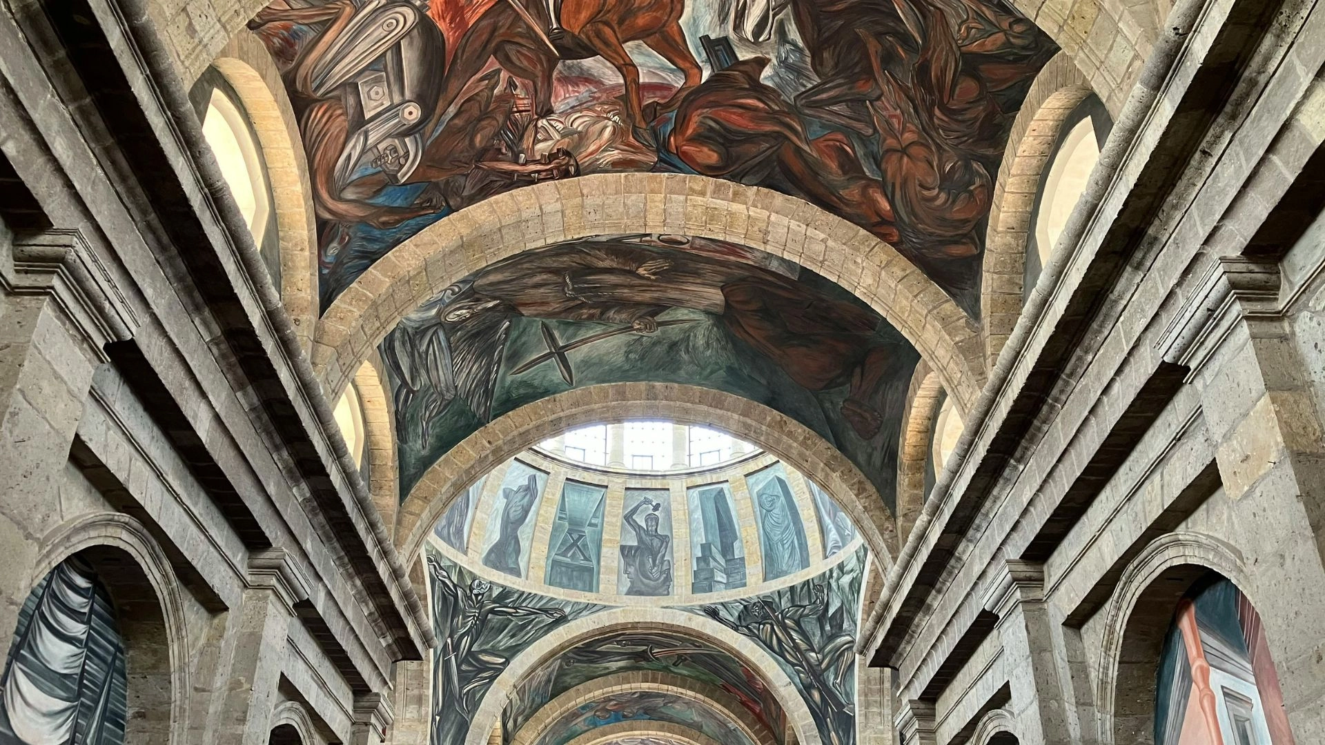 El Muralismo Mexicano: Art That Tells the Story of the People